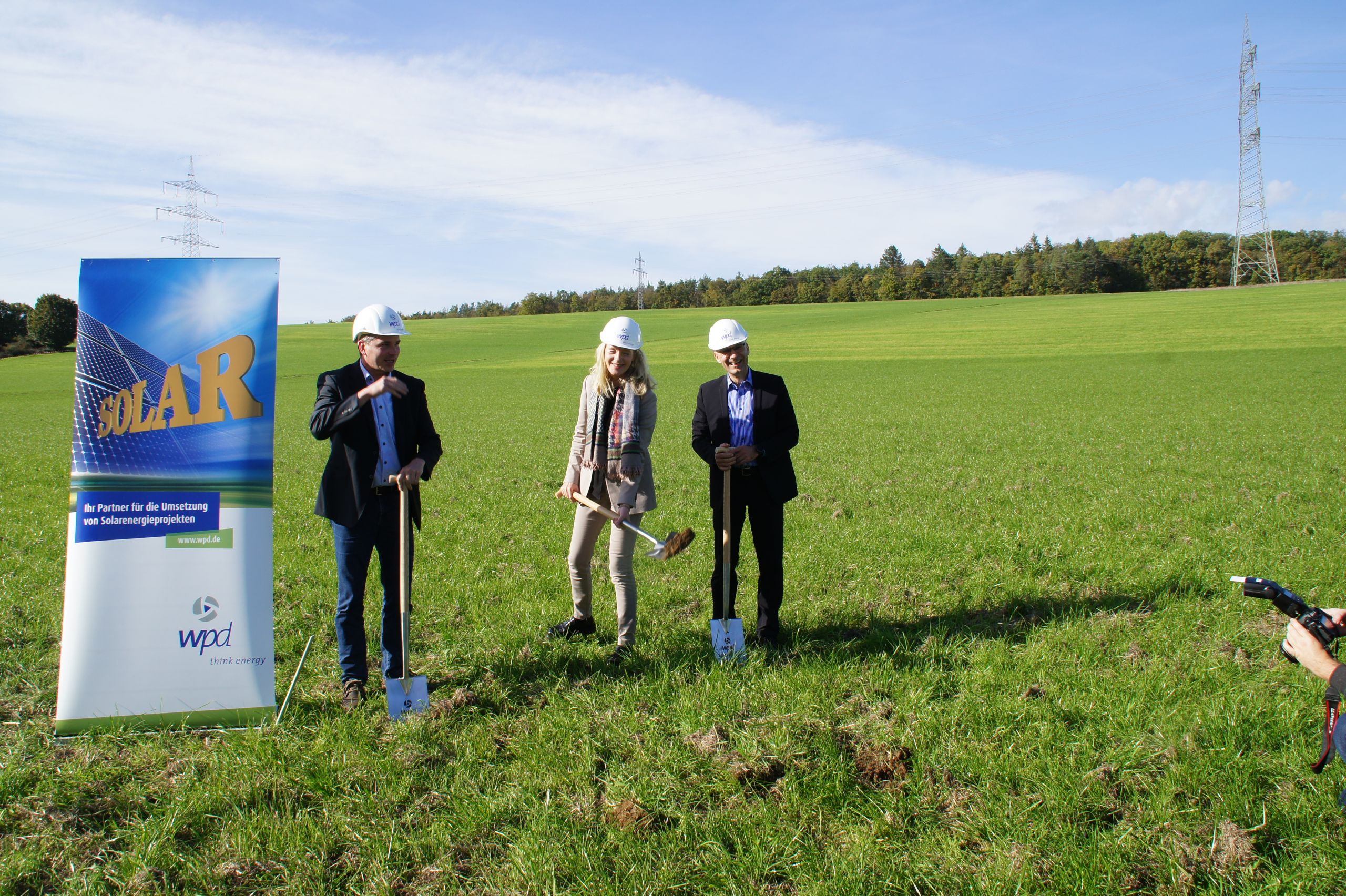Spatenstich „auf der Platte“: wpd feiert den offiziellen Baustart für ...